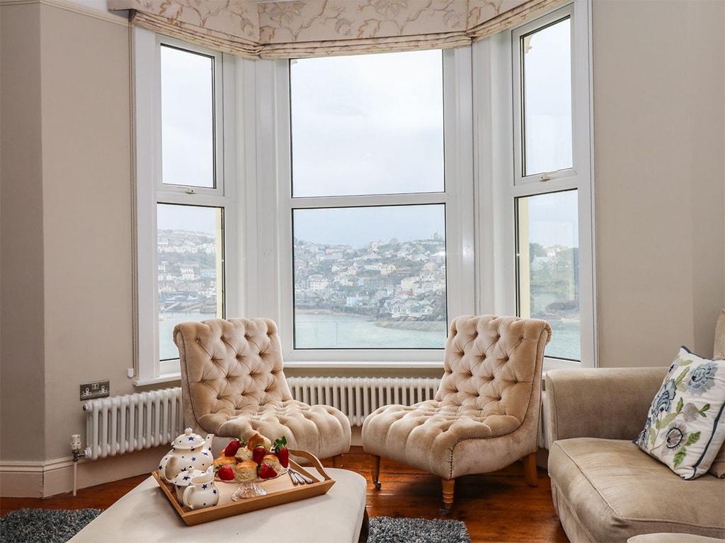 62 Esplanade, Fowey | Holiday homes in Fowey
