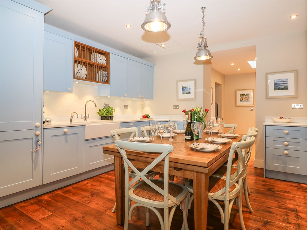 62 Esplanade, Fowey | Holiday homes in Fowey