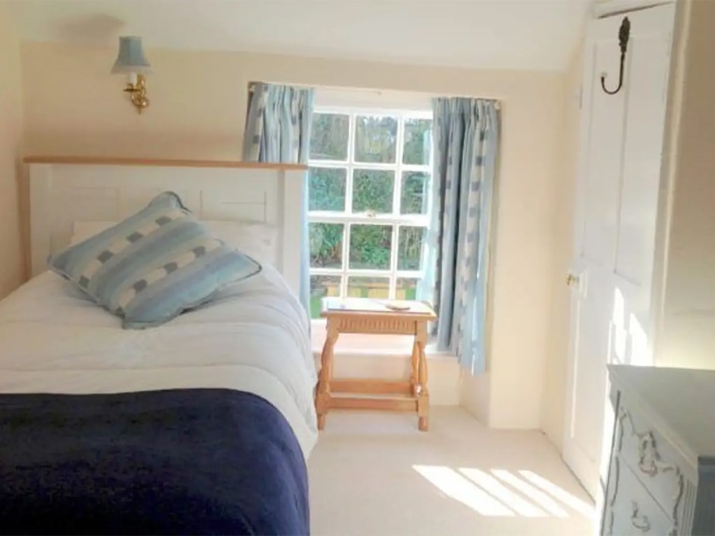 Angel Cottage, Lizard | Holiday homes in Helston