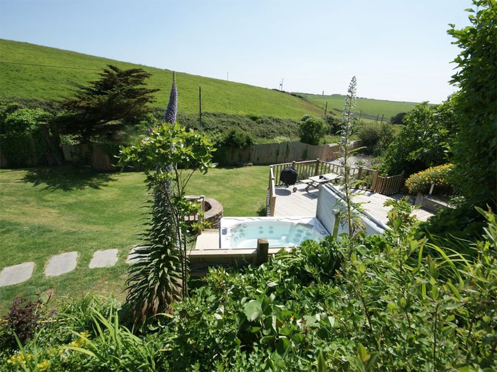 Watersend House, Tregurrian | Holiday homes in Watergate Bay & Mawgan Porth
